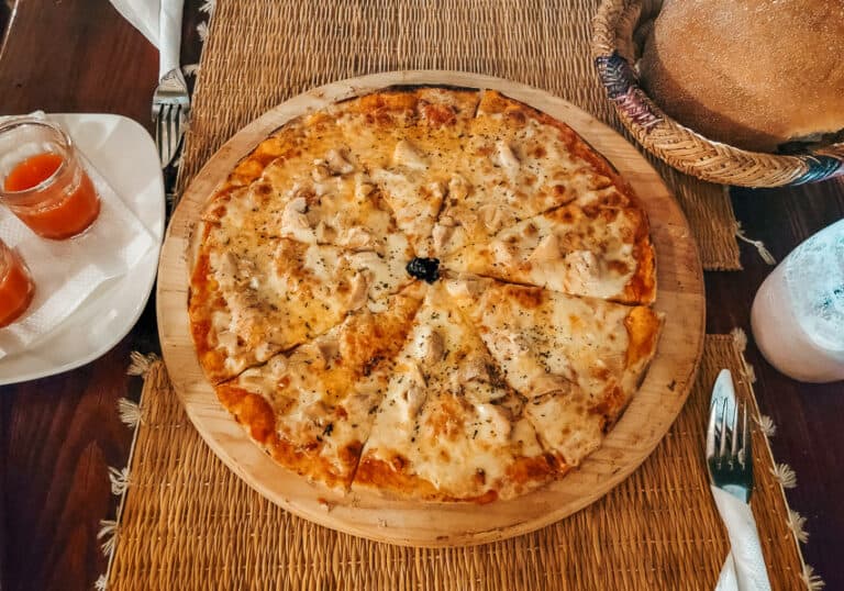 26 Traditional Moroccan Food to Eat in Morocco + Best Restaurants